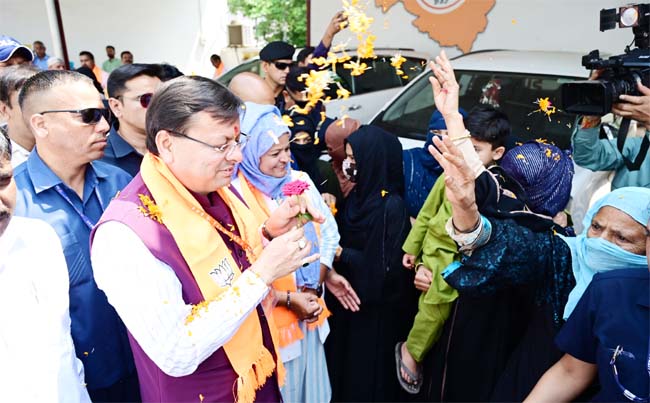 गरीबों को मिलेगा उनका अधिकार, वक्फ जमीन पर बनेगा पीएम आवास: धामी - Corbett Halchal (कॉर्बेट हलचल)