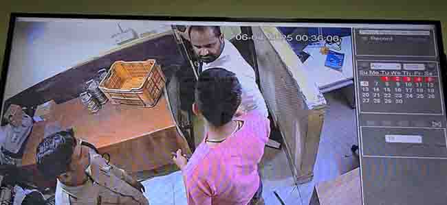 उत्तराखंड: दबंगों का हंगामा, टोल प्लाजा पर कर्मियों से मारपीट - Corbett Halchal (कॉर्बेट हलचल)