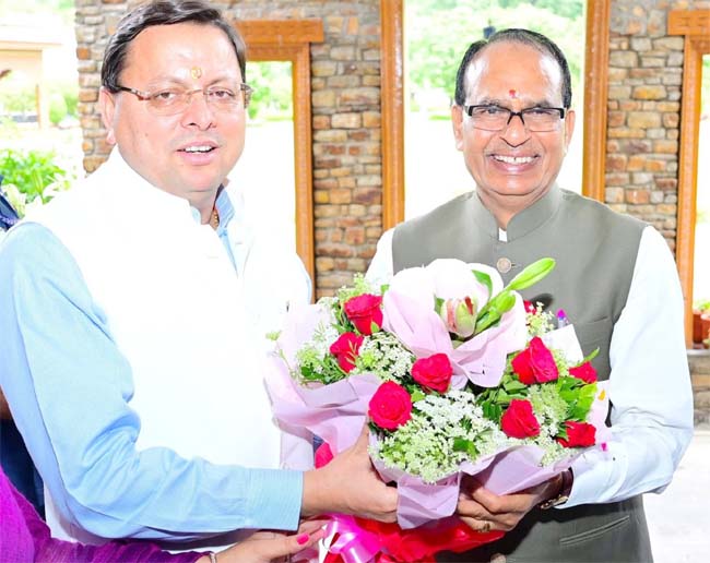 उत्तराखंड दौरे पर पहुंचे केंद्रीय मंत्री शिवराज सिंह, मुख्यमंत्री ने किया अभिनंदन - Corbett ...